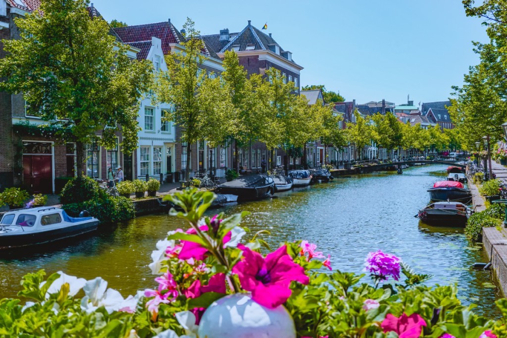 การจัดกระเป๋าเดินทางออแพร์เนเธอร์แลนด์ แบบได้ของไปครบ | BeyondYaovy