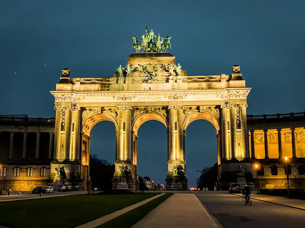 เที่ยวบรัสเซลส์ (Brussels) 1 วัน แบบเดย์ทริปจากอัมสเตอร์ดัม | BeyondYaovy