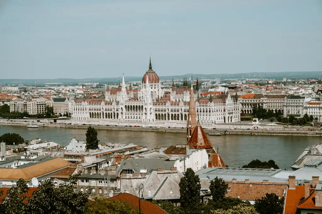 แจกแผนเที่ยวบูดาเปสต์ (Budapest) ฮังการีด้วยตัวเอง 2 วัน | BeyondYaovy