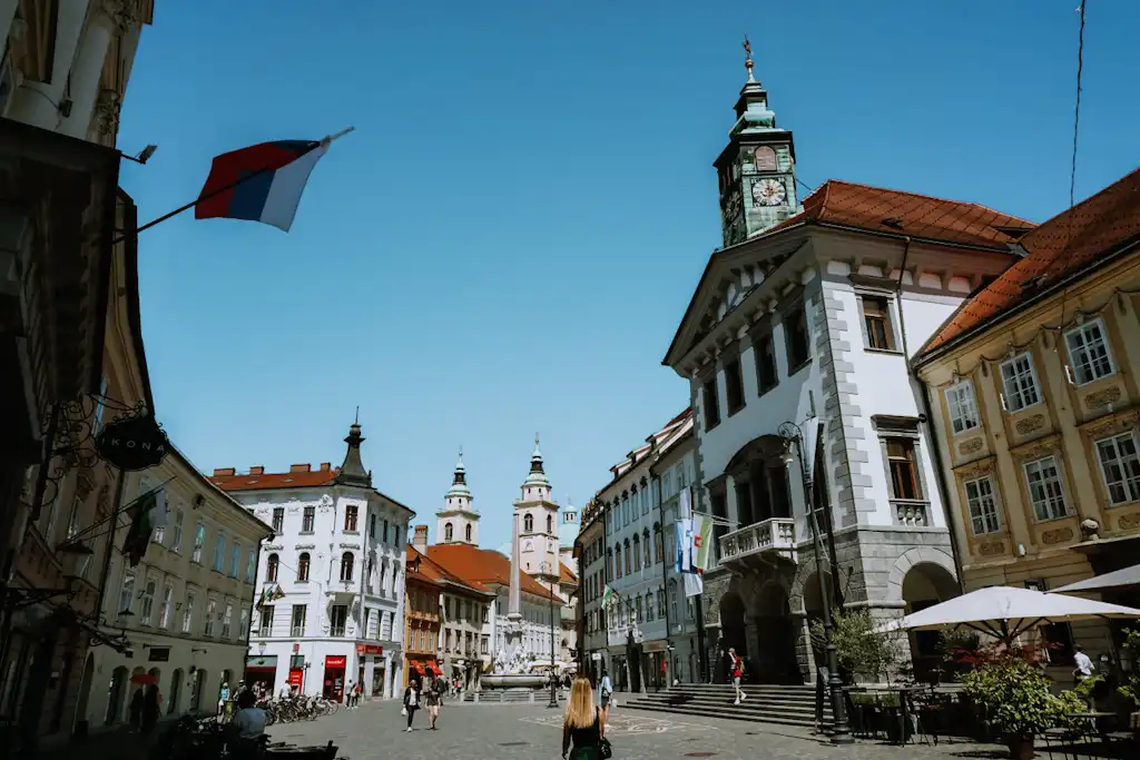 เที่ยวลูบลิยานา (Ljubljana) แบบเดย์ทริป เมืองหลวงของสโลวีเนีย | BeyondYaovy